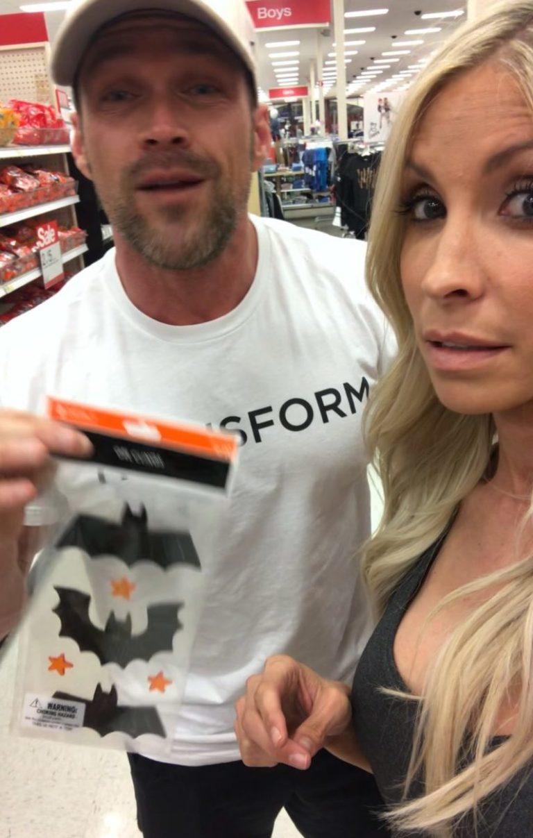 How to Win the Halloween Candy War: My 3 Tips to Avoiding the Candy ...