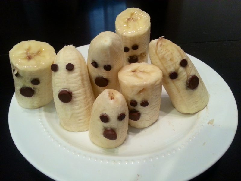 Healthy Halloween Treats: Ghosts, Pumpkins, and Broomsticks! - Heidi Powell